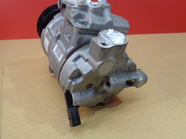 [Rmdup96159] アウディ A4 アバント B8 8K系 エアコン コンプレッサー 完動品 DENSO 8KD260805 ...