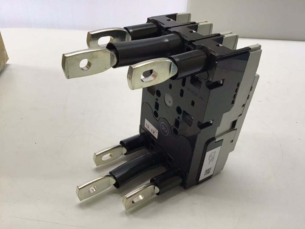 TERASAKI／寺崎 E250-SF ノーヒューズブレーカー 125A 3P 電気 電設用部品 FC 圧着端子6個(分電盤、ブレーカー ...