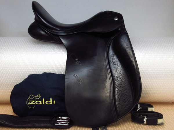 Zaldi ザルディー NEW KENT 馬場鞍 サドル 17インチ サドルカバー 鐙革 WINTEC 腹帯 乗馬 管理2T1217C(乗馬 ...