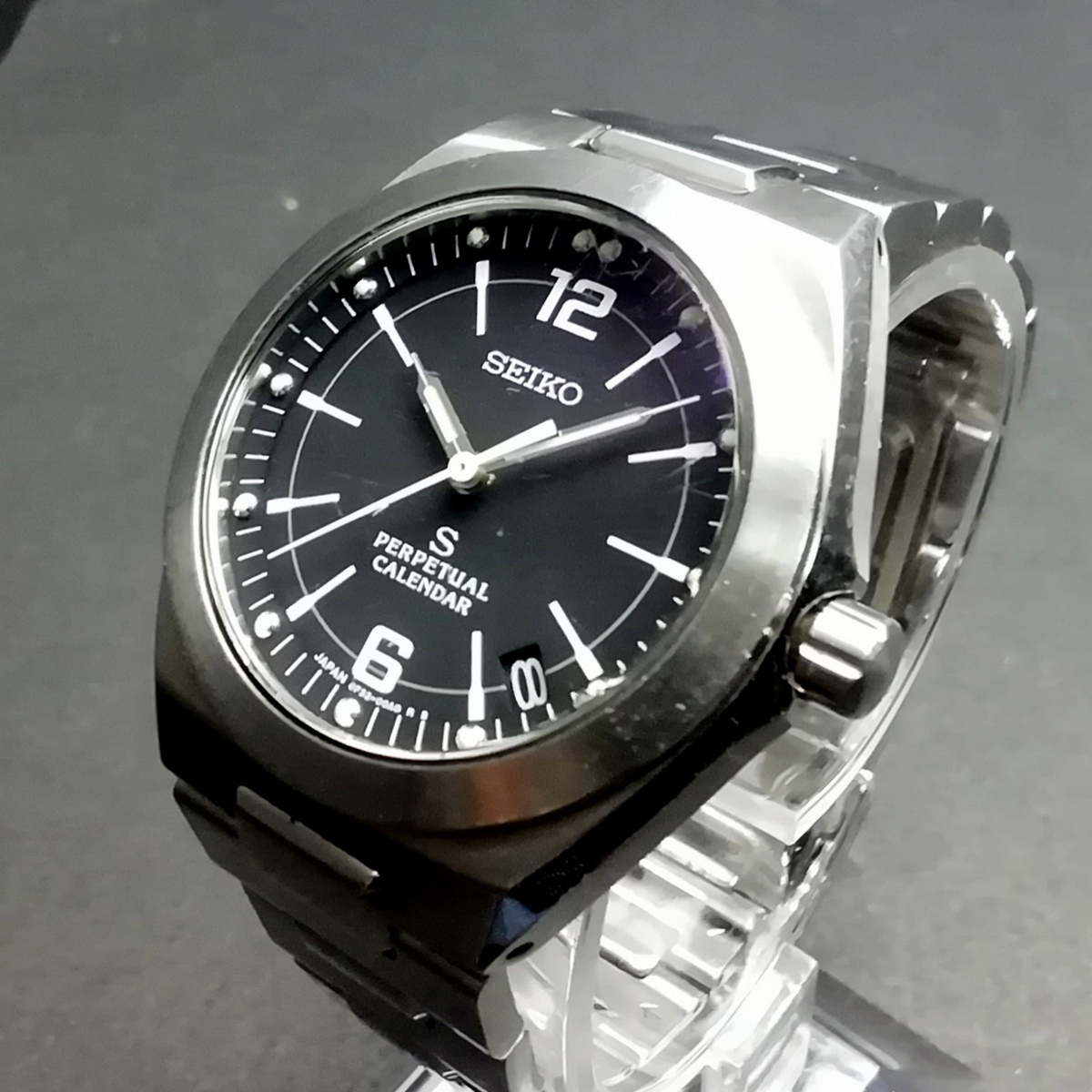 SEIKO S PERPETUAL CALENDER セイコー SUS パーペチュアルカレンダー クォーツ 8F32-00B0 メンズ腕時計 ...