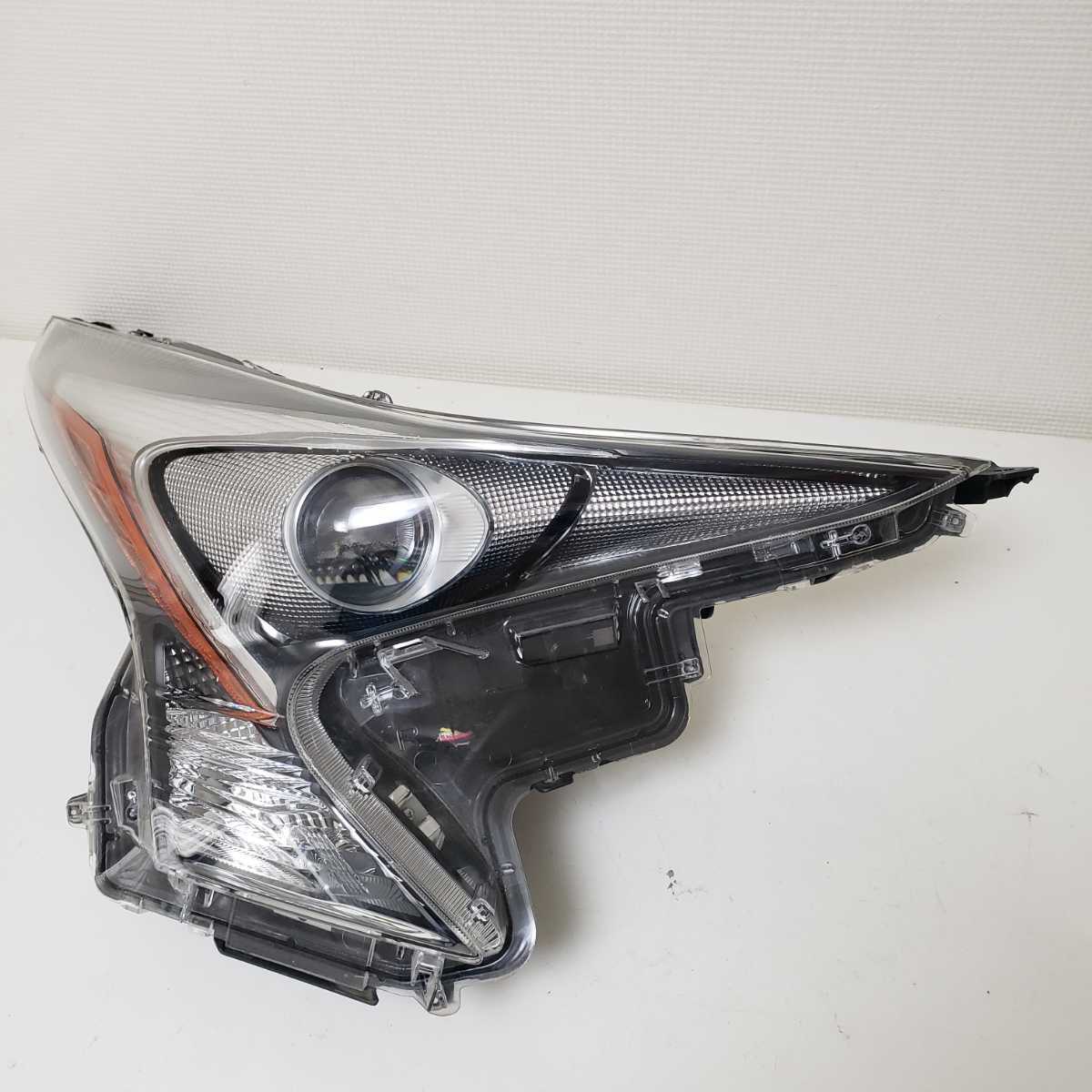 プリウス ZVW50 前期 LEDヘッドライト 右 補修や加工用に(ヘッドライト)｜売買されたオークション情報、yahooの商品情報を ...