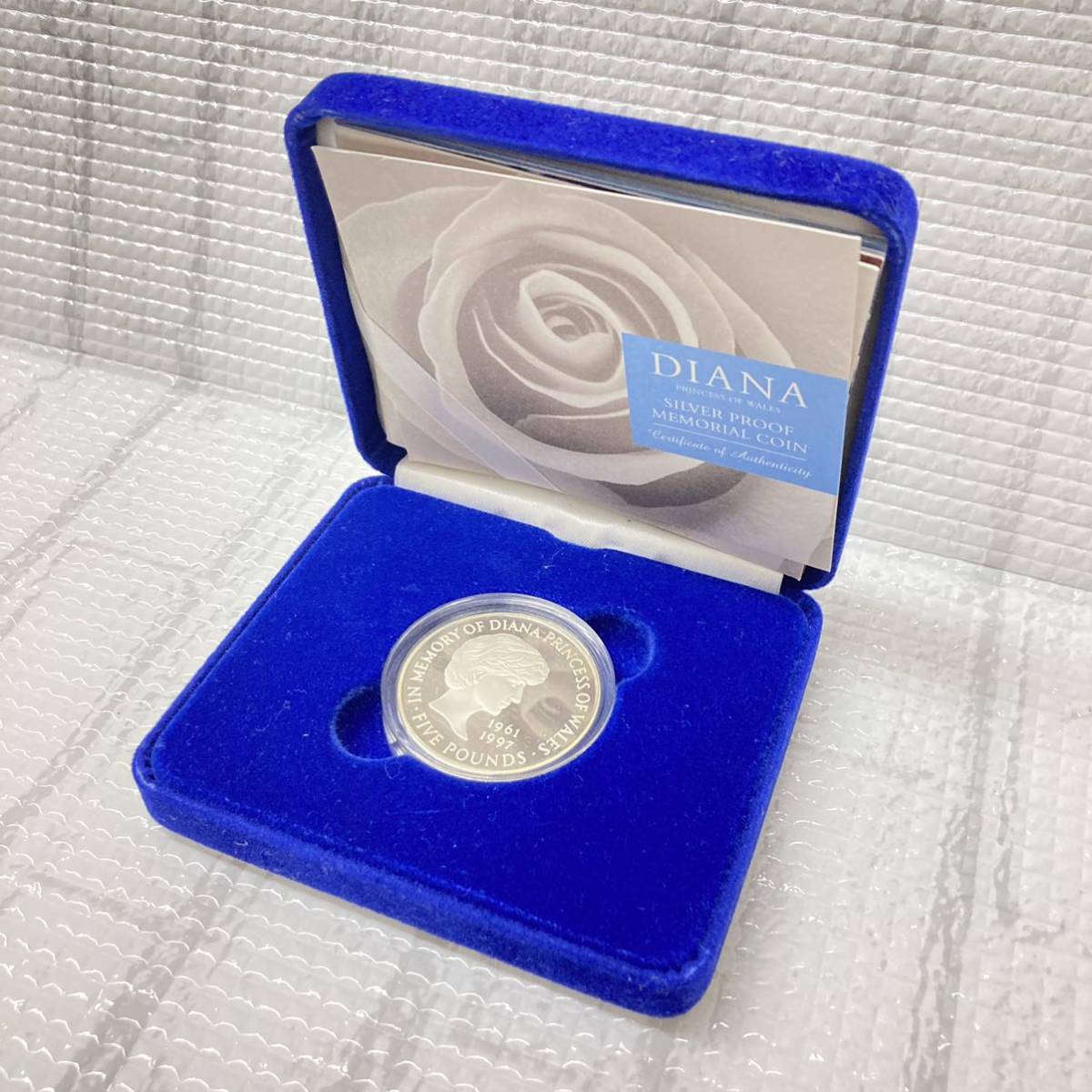 コレクター必見 ダイアナ妃 追悼 5ポンド 銀貨 プルーフ ケース付き SV925 イギリス 1999年 コレクション 収集 DA1(ヨーロッパ)｜売買されたオークション情報、yahooの商品 ...