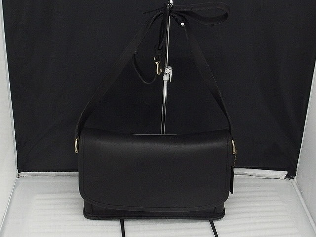 コーチ COACH ショルダーバッグ オールド ブラック 9975(合成皮革)｜売買されたオークション情報、yahooの商品情報をアーカイブ公開 - オークファン（aucfan.com）