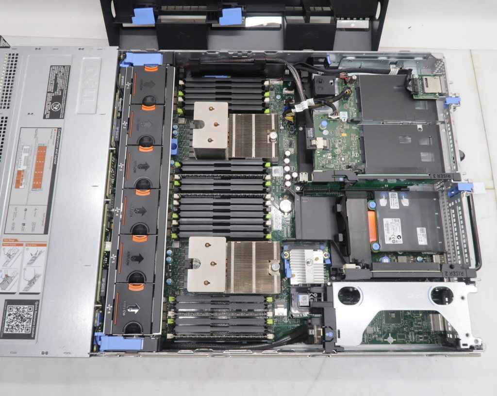 DELL PowerEdge R720xd Xeon E5-2640 2.5GHz 2 16GB 1TBx3台 SAS3.5インチ/6Gbps ...