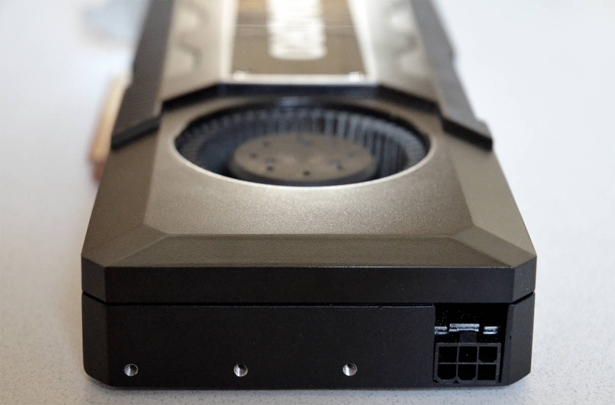 Nvidia Quadro K5000 for Mac / ECC対応 GDDR5 4GB / 10bit プロフェッショナル高解像度GPU ...