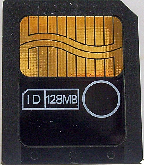 送料無し スマートメディア 128MB JAPANの印字 有り ソフトケース付き(スマートメディア)｜売買されたオークション情報、yahooの商品情報をアーカイブ公開 - オークファン ...