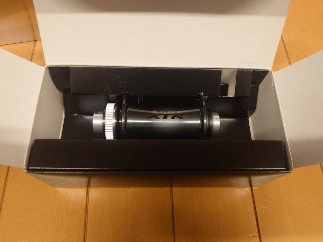 HB-M9010-B SHIMANO シマノ XTR M9010 フロントハブ 32H OLD 110m(ハブ)｜売買されたオークション情報 ...