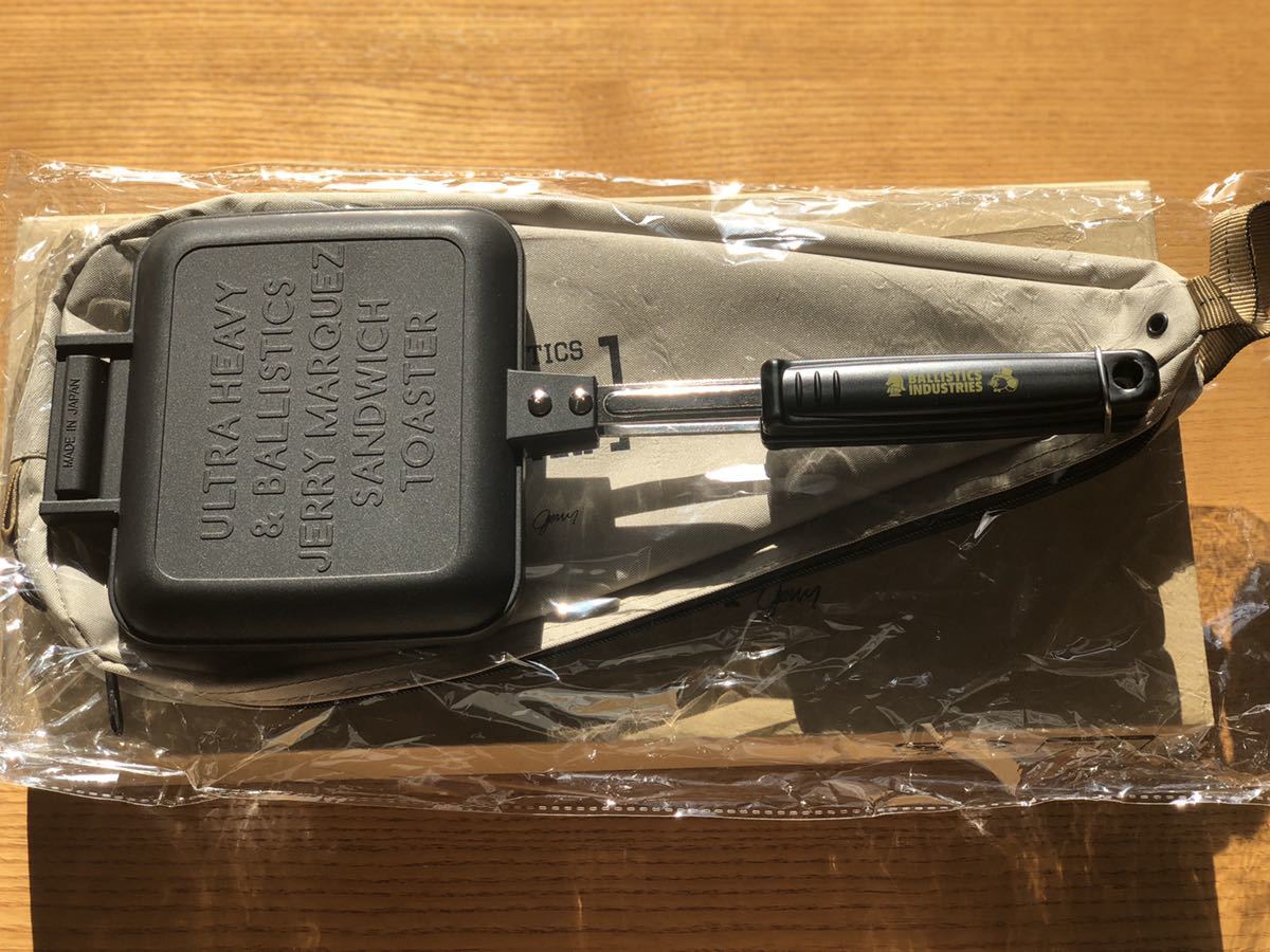 ULTRA HAEVY × BALLISTICS JERRY MARQUEZ SANDWICH TOASTER BEIGE HOTSAND ...