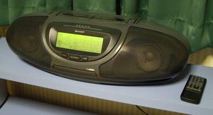 SHARP シャープ CDラジカセ FX-900 リモコン付き(ラジカセ)｜売買されたオークション情報、yahooの商品情報をアーカイブ公開 - オークファン（aucfan.com）