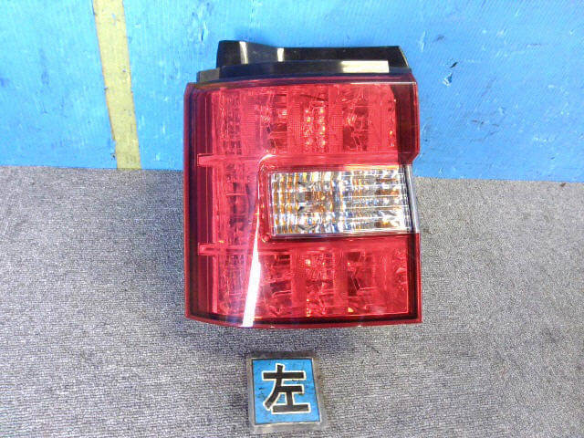 デリカ D5 DBA-CV5W 左テールランプ ノーマルバルブ IMAZEN 1146-378 ZNo:03024991 148076 ...