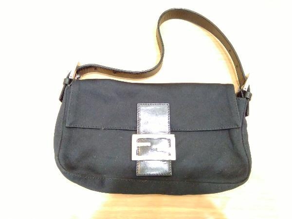 FENDI／マンマバケット／ブラック／2355 26424 008(ショルダーバッグ)｜売買されたオークション情報、yahooの商品情報をアーカイブ公開 - オークファン（aucfan.com）