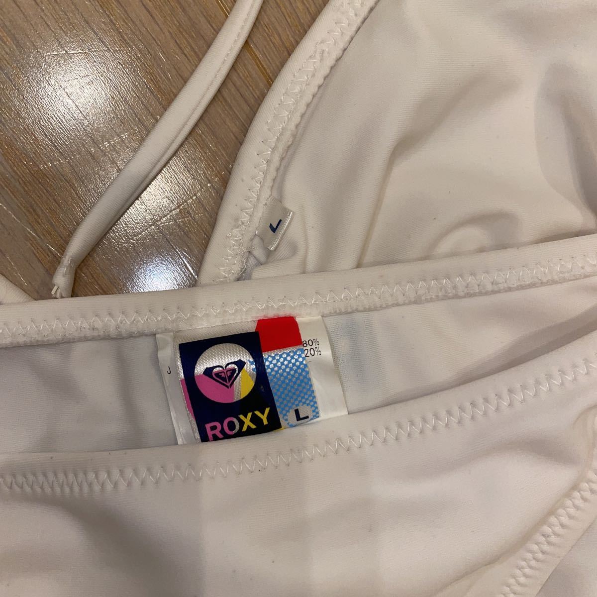 ロキシー ROXY ハイウエスト ビキニ 水着 WB(三角ビキニ)｜売買されたオークション情報、yahooの商品情報をアーカイブ公開 - オークファン（aucfan.com）