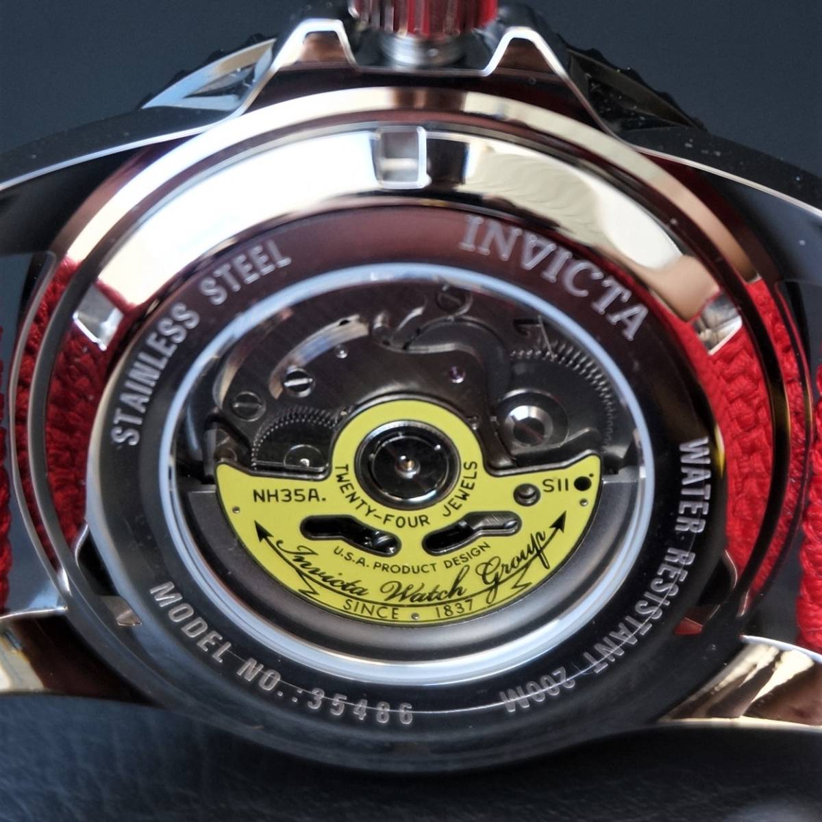 INVICTA インビクタ Pro Diver 35486 自動巻き ポリエステルバンド 200m防水 日本製Mvt(3針＋カレンダー)｜売買 ...