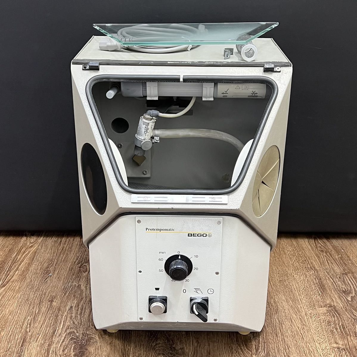 現状渡し 歯科技工 BEGO ベゴ サンドブラスター サンドブラスト 循環式 Protempomatic Z デンタル 歯医者 機械 道具 ...