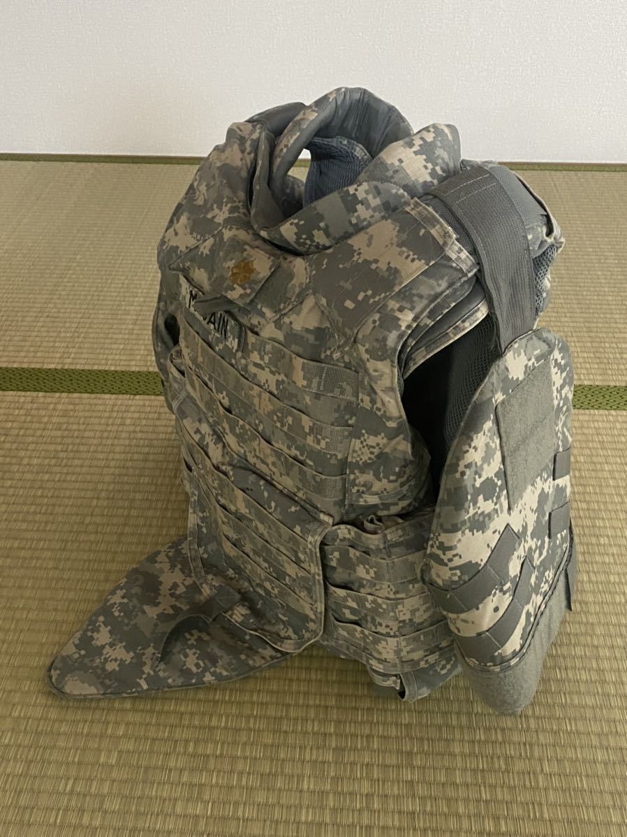 ミリタリー 激レア 放出品 実物 POINT BLANK プレートキャリア IOTV Lサイズ ポイントブランク 実物防弾プレート 防弾チョッキ ACU(戦闘服)｜売買されたオークション情報 ...