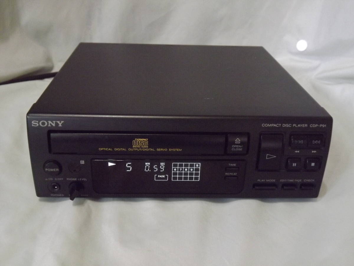 SONY CDP-P91 超高精度クロック換装 机上用に驚愕の音質 ヘッドフォン出力あり(ソニー)｜売買されたオークション情報、yahooの商品情報をアーカイブ公開 - オークファン ...