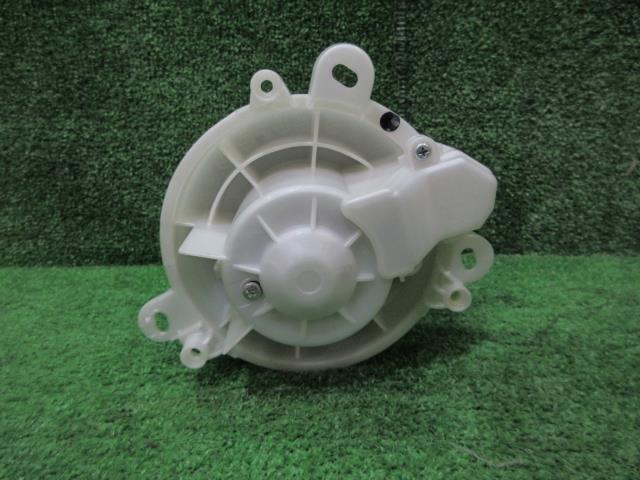 eKカスタム DBA-B11W ヒーターブロアモーター 7801B033 7801B343(三菱用)｜売買されたオークション情報、yahooの ...