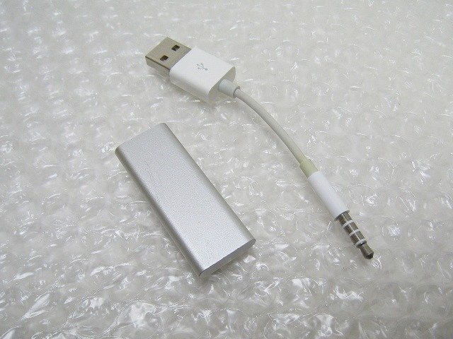 PK03053S Apple iPod shuffle 第3世代 4GB シルバー A1271 ケーブル付(iPod shuffle)｜売買さ ...