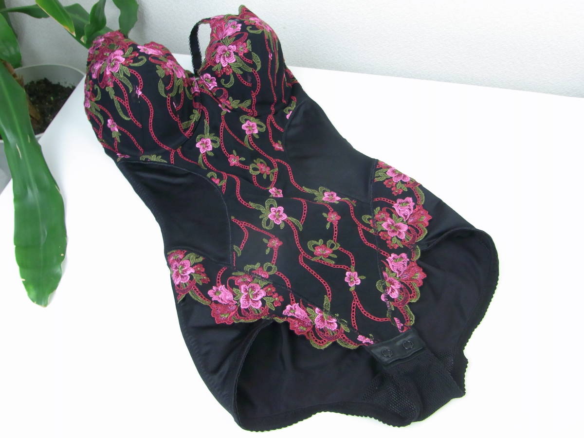 62299-22 大特価セール マルコ モンマリエ シュペール ボディスーツ E70M ブラック MARUKO/高級補正下着/補整/花刺繍/矯正インナー/美容(Eカップ以上)｜売買された ...