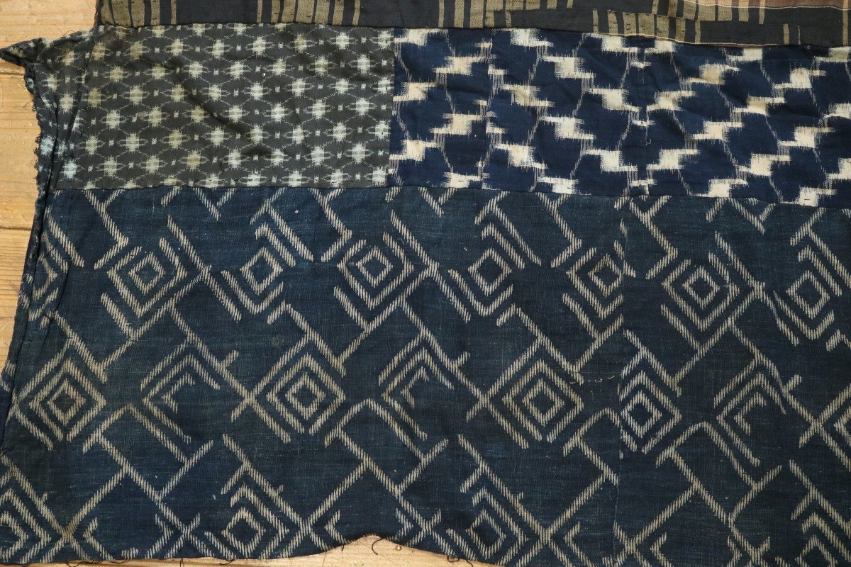 T447 襤褸布団皮/ボロ/古布/筒書き/型染/絣/穴/和布/リメイク素材/藍染め/42578(リメイク素材)｜売買されたオークション情報、yahooの商品情報をアーカイブ公開 ...