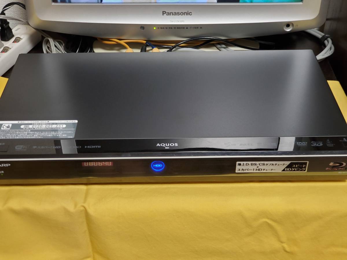 シャープ/SHARP/AQUOS HDD/BDレコーダー BD-W1100 リモコン 取扱説明書 Bカード付 2番組同時録画 3D対応機 1TB(シャープ)｜売買されたオークション情報 ...