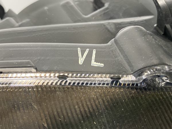 15864 極 /破損キズなし レヴォーグ VM4 VMG/WRX S4 VAG/WRX STI VAB 後期 純正 右ヘッドライトAssy ...