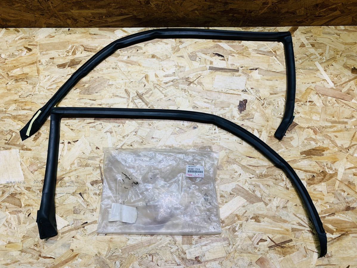 品 TOYOTA トヨタ AW11 MR-2 MR2 純正 ルーフサイドレール ウェザーストリップ 左右 セット 62381-17010 ...