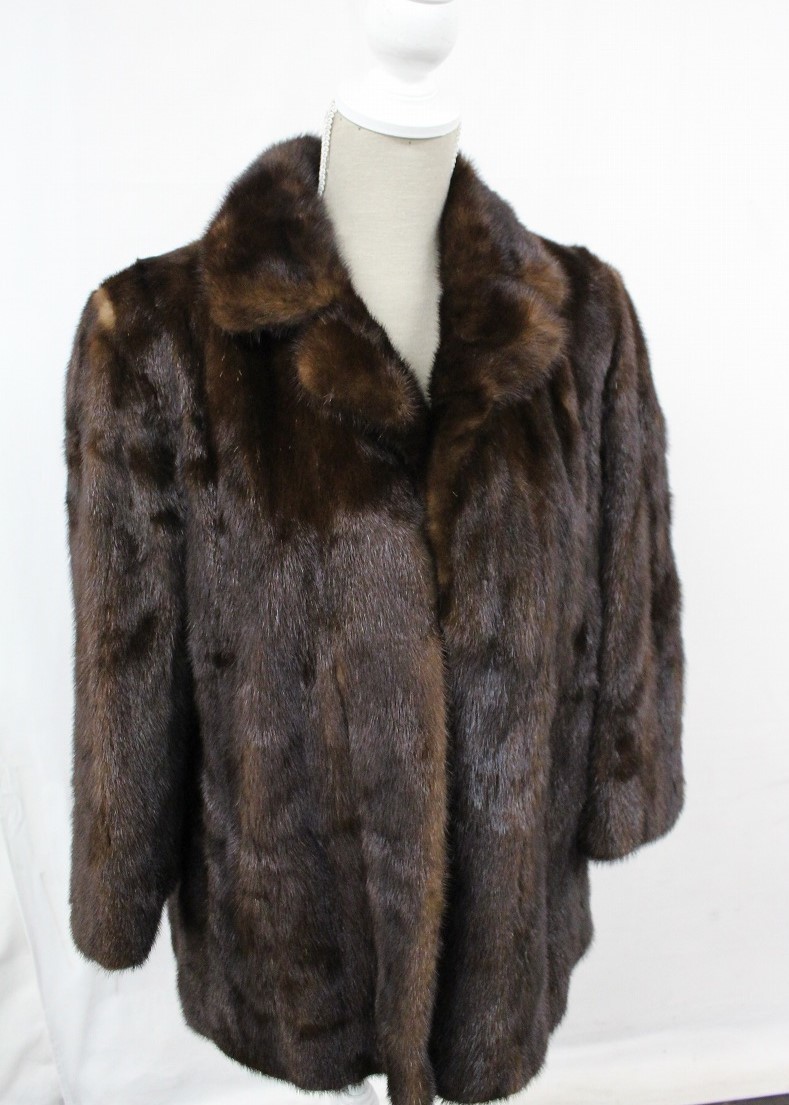 行董 毛皮まとめ OS FUR FASHION TOGUE Ranched Mink MITSUKISHI SAGAMINK レディース ...