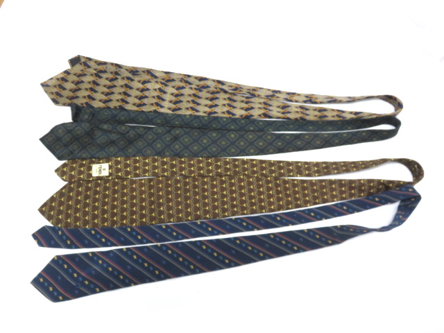 1円 シャネル フェラガモ アクアスキュータム バーバリーズ ロエベ 他 靴下 ネクタイ おまとめ大量セット BA175(服飾小物)｜売買され ...