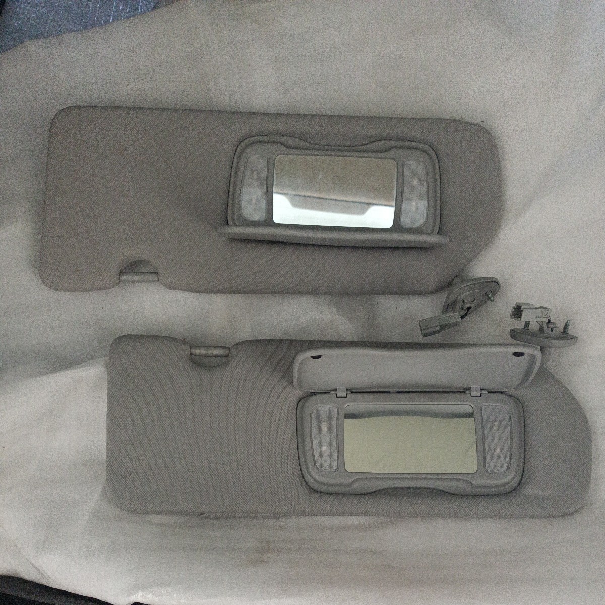 ホンダ オデッセイ RB1 ルームバイザー サンバイザー ライト付き Lかアブソルート RB2(ホンダ用)｜売買されたオークション情報、yahooの商品情報をアーカイブ公開 - オークファン ...