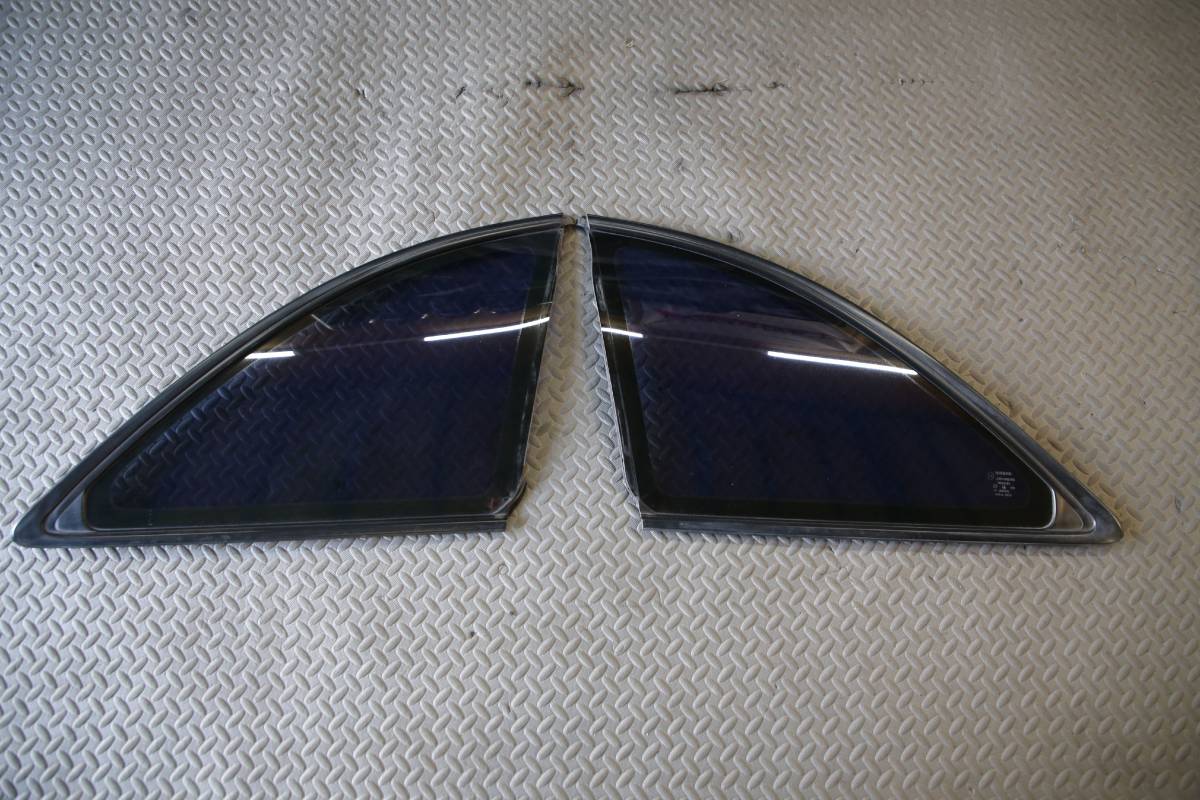 日産 純正 リア クォーターガラス 左右 スカイライン GTR R33 BCNR33 ECR33 83306-24U01 83307 ...