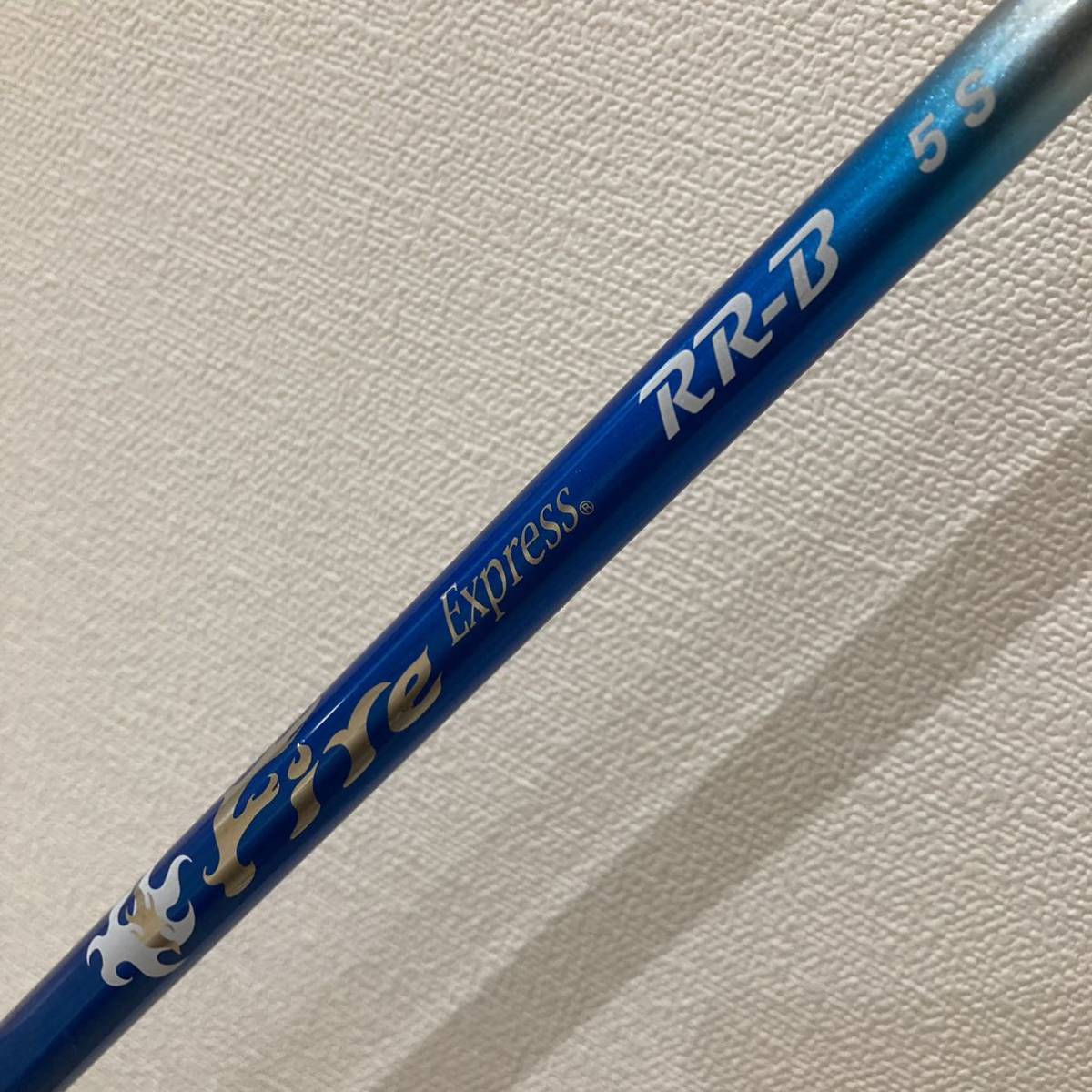 新grip テーラーメイド スリーブ付き シャフト FIRE EXPRESS RR-B 5 S ファイアー エクスプレス DR用 M SIM SIM2 ステルス ステルス2 5S(シャフト ...