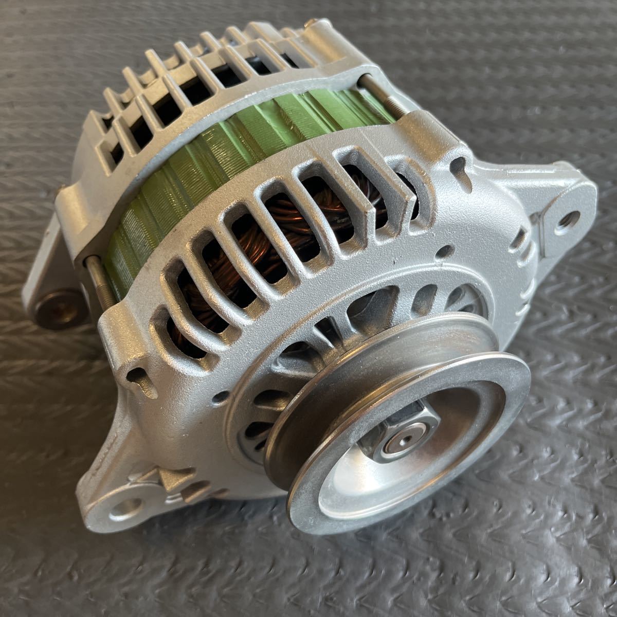 オルタネーター リビルト品 日産23100 VE000 日立LR1125-705B E50エルグランド QD32ETi(日産用)｜売買された ...