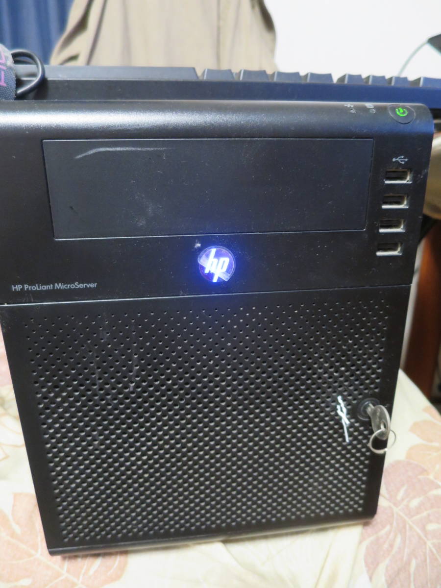 HP Microserver N36L 1.3GHz 8GB Memory intel NIC追加 iLO付属 HDD無し(HP、コンパック ...