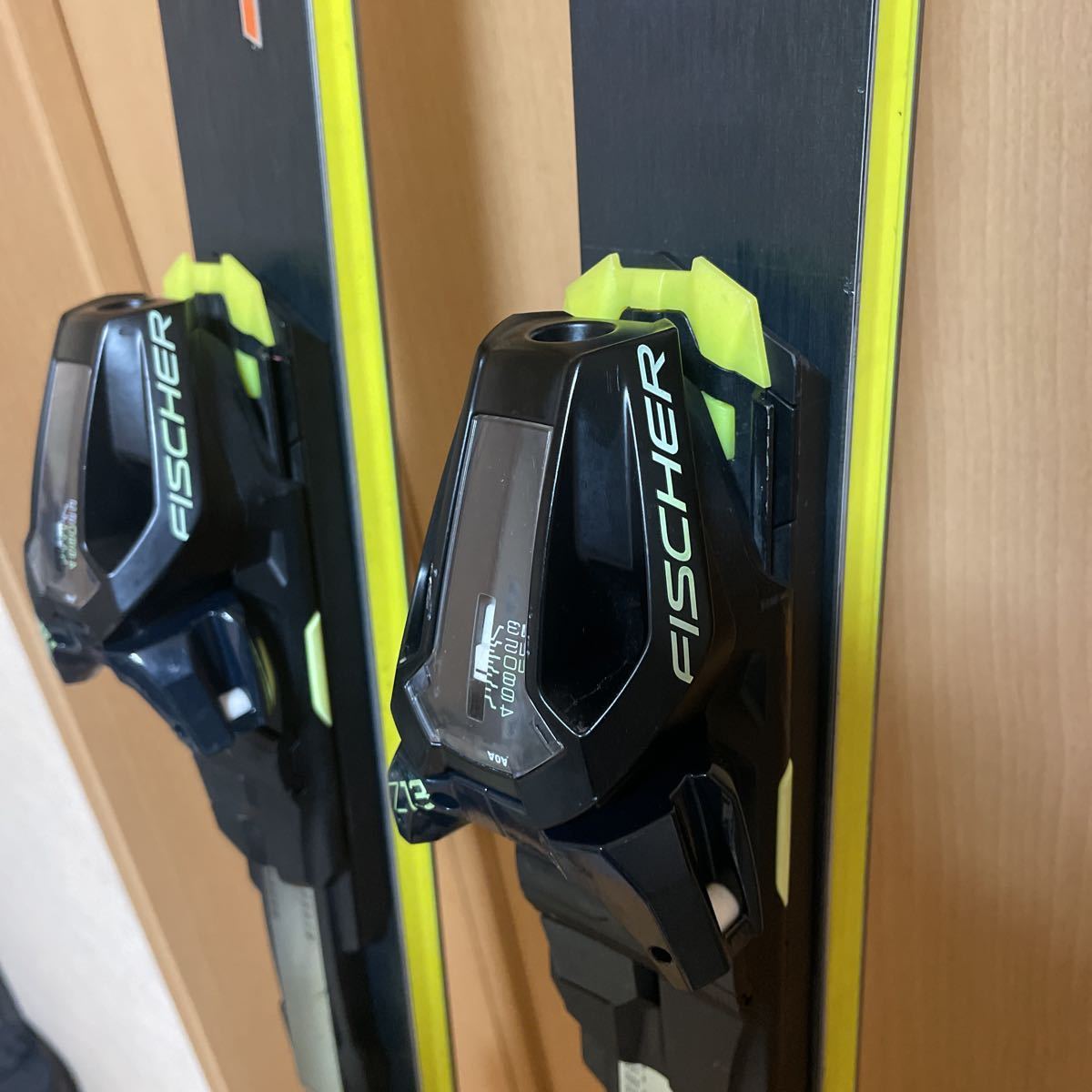 2020 フィッシャーエキスパートモデル FISCHER RC4 WORLDCUP RC YELLOW BASE CURV BOOSTER WC + RC4 Z13 175cm R： 18 ...