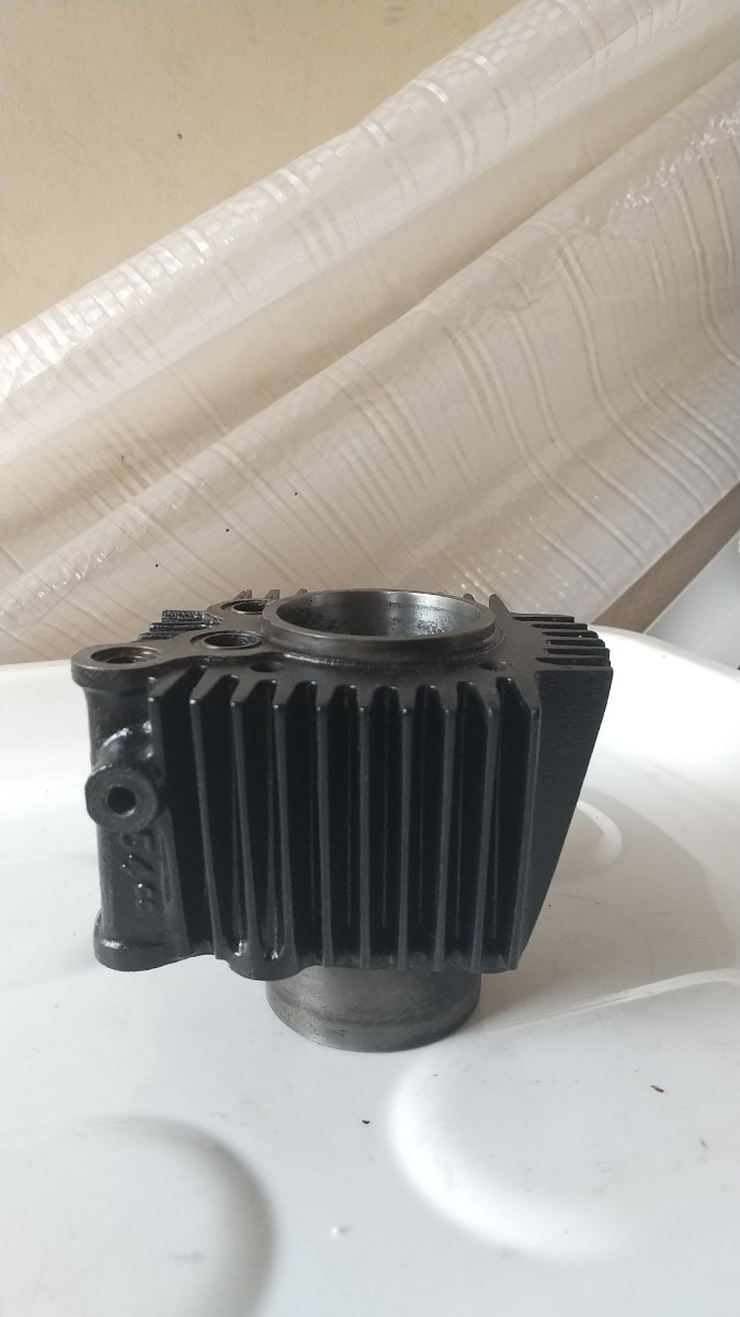 ホンダC105カブ シリンダー ジャンク 検索 C100 C110 C115(エンジン本体)｜売買されたオークション情報、yahooの商品情報をアーカイブ公開 - オークファン（aucfan.com）