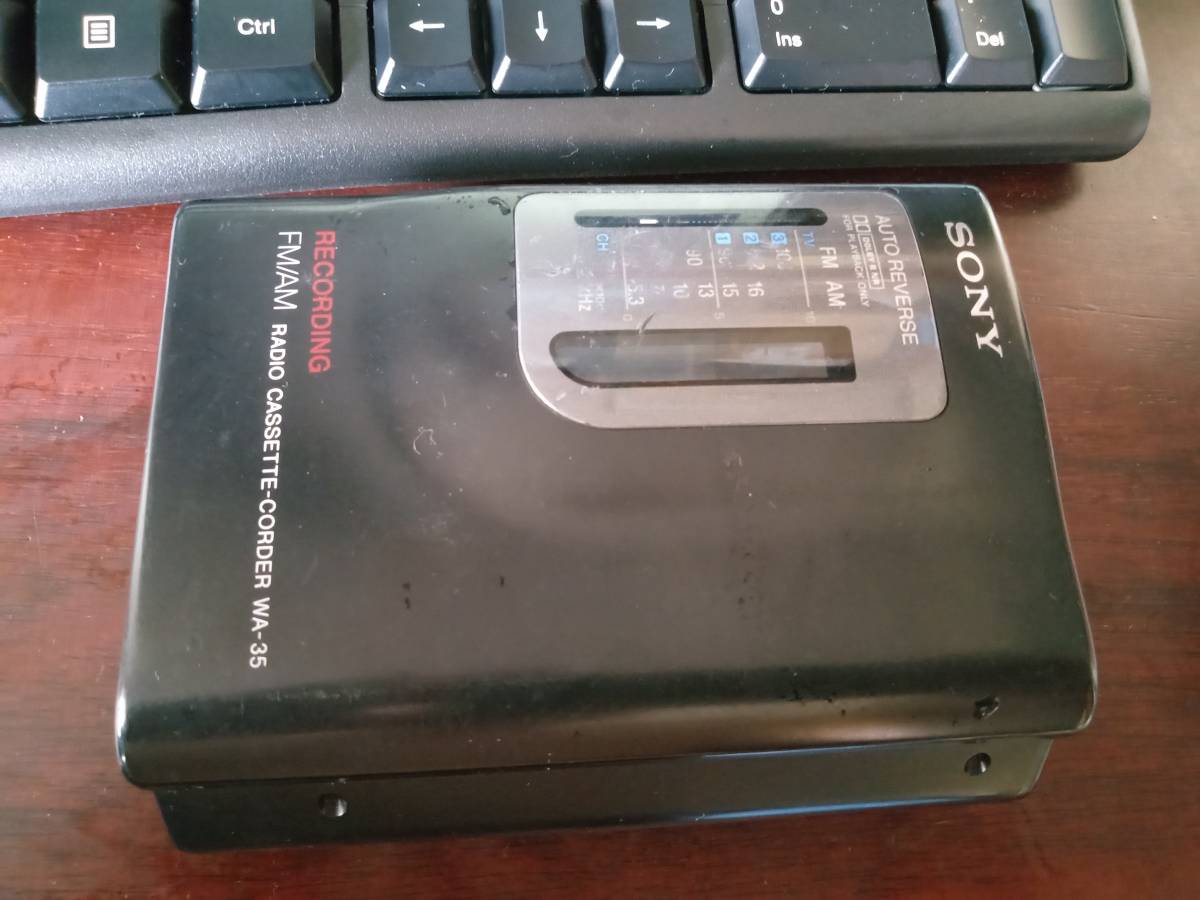 SONY WALKMAN WA-35 ラジオOK カセット不動 ジャンク(録音、再生)｜売買されたオークション情報、yahooの商品情報を ...