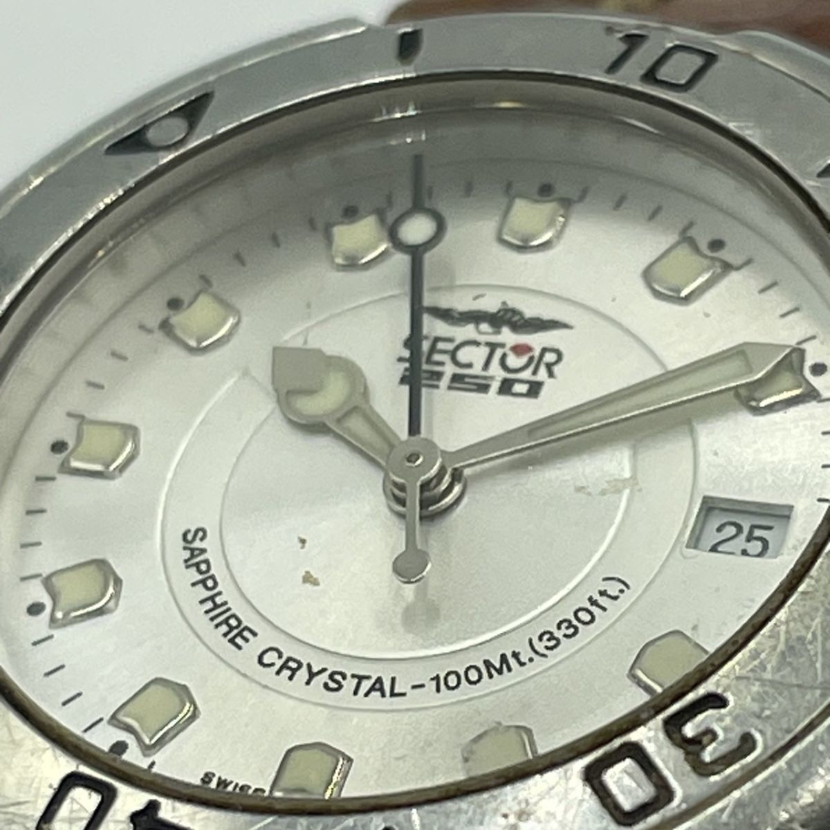 V303-ST2-256 SECTOR 250 セクター NO LIMITS ノーリミッツ メンズ腕時計 クオーツ デイト シルバー文字盤 革 ...