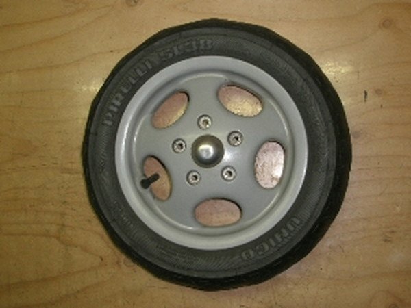 KI3513 ベスパ4テンプル50 フロントホイールタイヤ ZAPC2610(アプリリア用)｜売買されたオークション情報、yahooの商品情報 ...