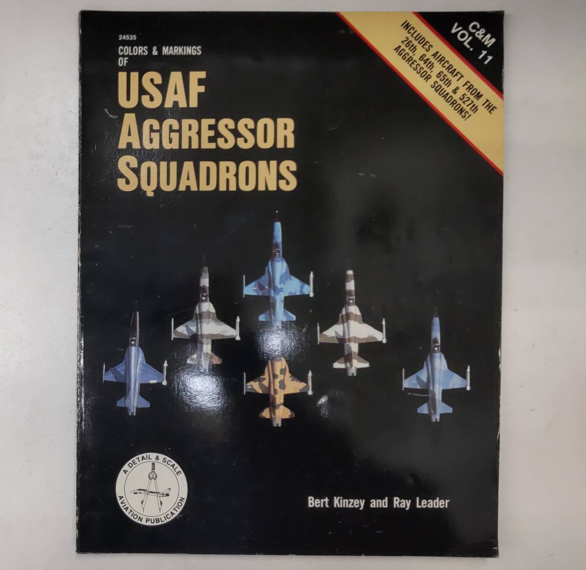 洋書 USAF AGGRESSOR SQUADRONS / Bert Kinzey / Ray Leader H3015(戦記、ミリタリー ...