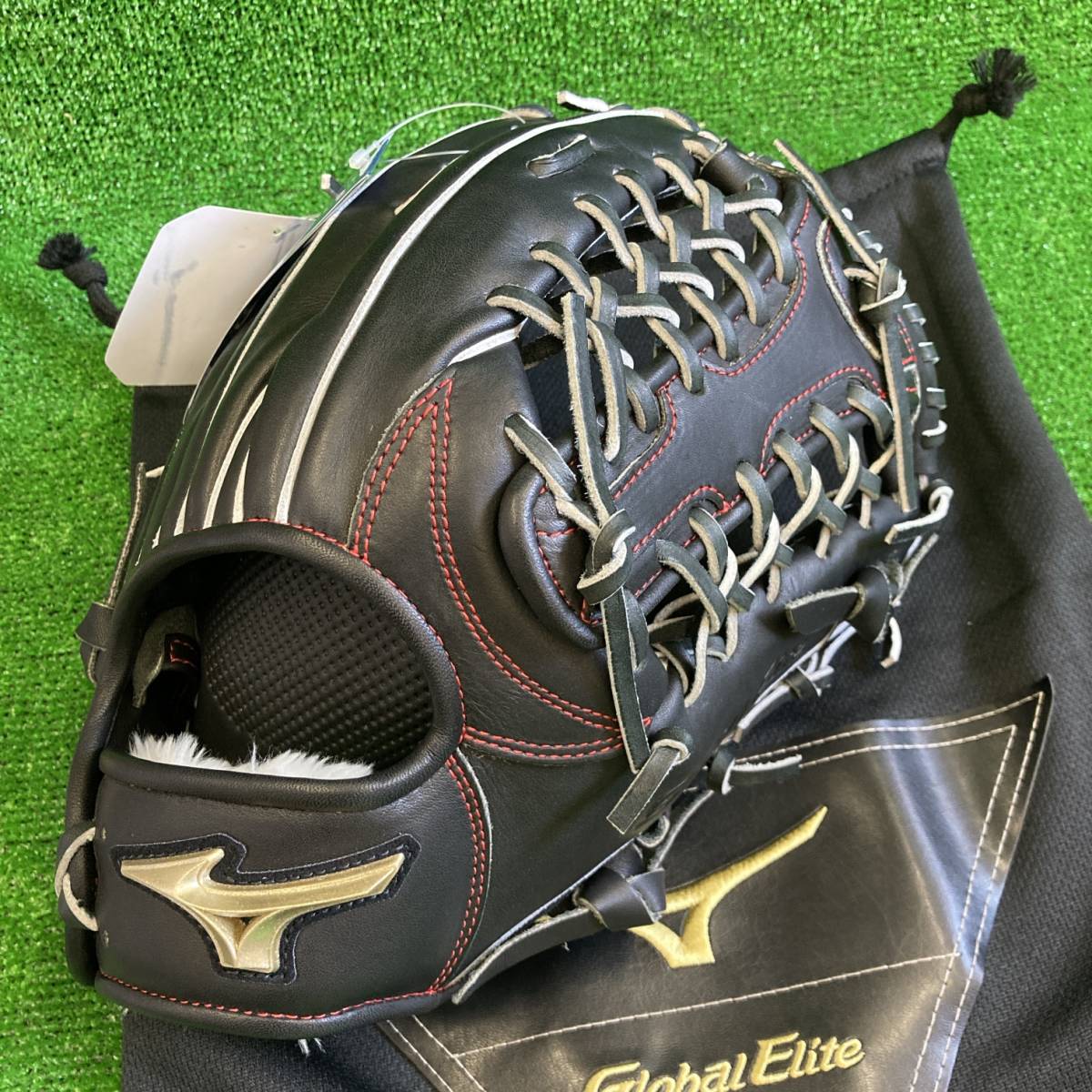 311 35％引 ミズノ グローバルエリート 軟式用グラブ ブラック 外野手用 1AJGR26517(外野手用)｜売買されたオークション情報、yahooの商品情報をアーカイブ公開 ...