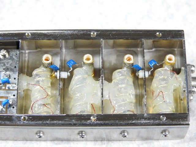 HPマイクロ波 NEC UPC1656C 850MHz Gain19dB OUT10.5dBm DC+10V WIDE-BAND ...