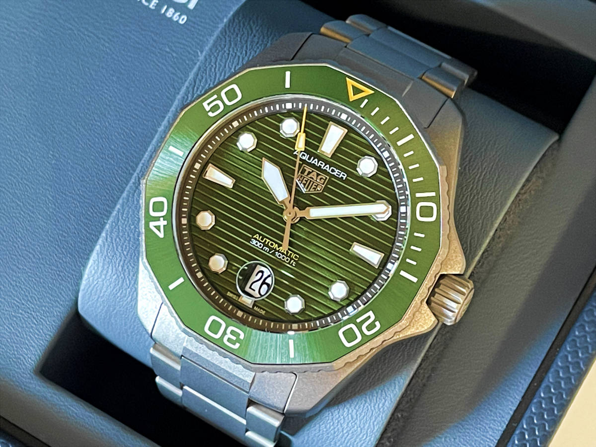 タグ ホイヤー アクアレーサー プロフェッショナル300 WBP208B.BF0631 チタン グリーン 自動巻き 43mm 腕時計 グリーン ...