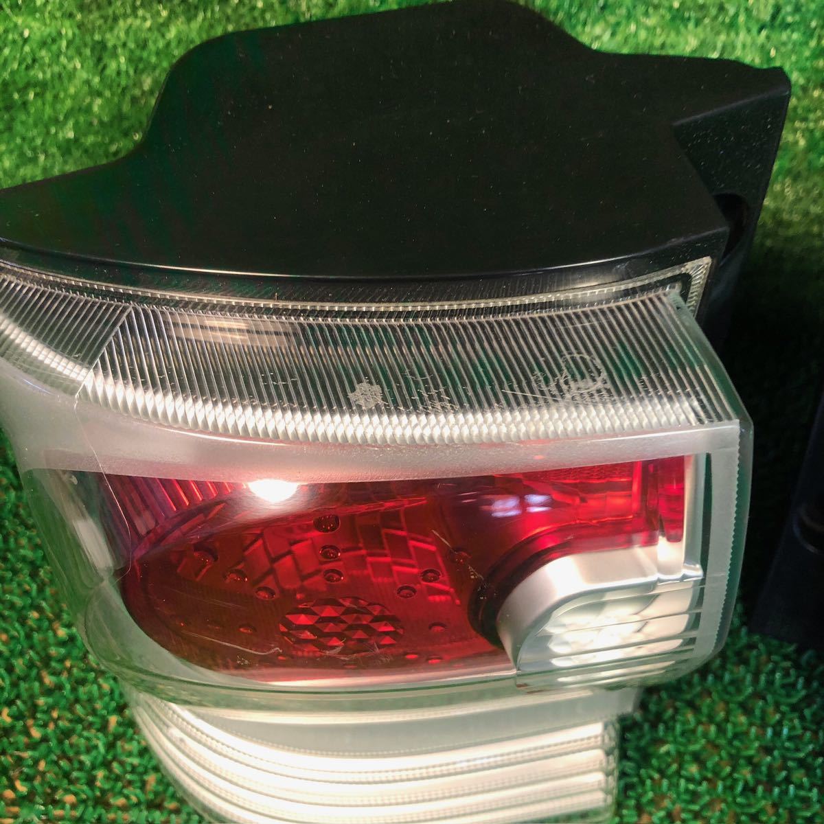 ダイハツ タントカスタム L375S 純正 テールライトテールランプ FL375S-R511-W21-02(テールライト)｜売買されたオークション情報、yahooの商品情報をアーカイブ公開 ...