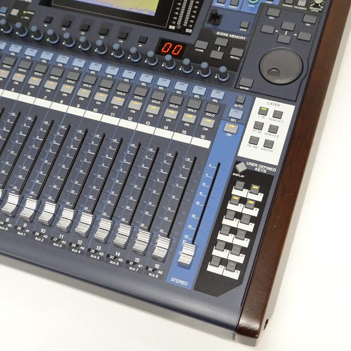 YAMAHA DM1000 VCM デジタルプロダクションコンソール/デジタルミキサー メーターブリッジ有 / #392402(ミキサー ...