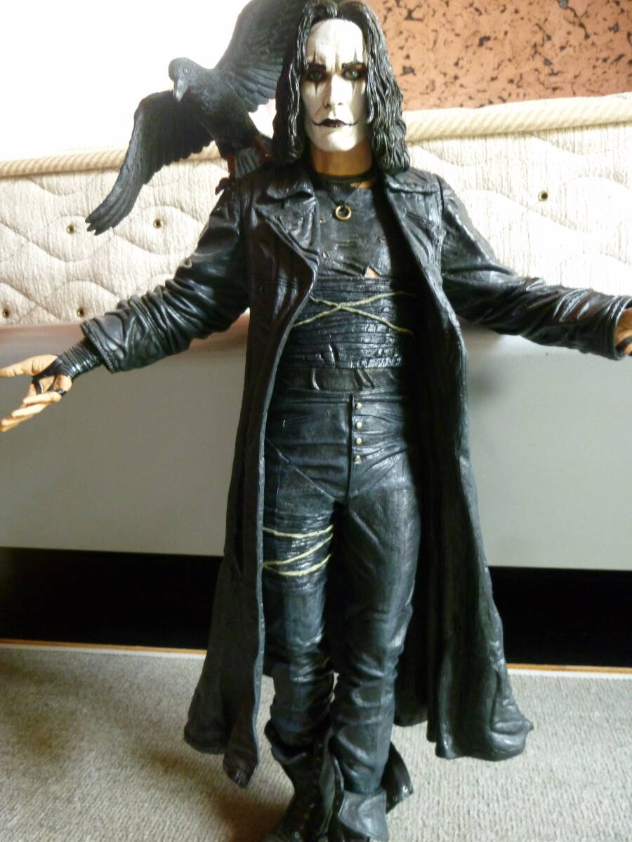 NECA 2004年製 The Crow 18インチ クロウ 飛翔伝説(その他)｜売買されたオークション情報、yahooの商品情報をアーカイブ ...