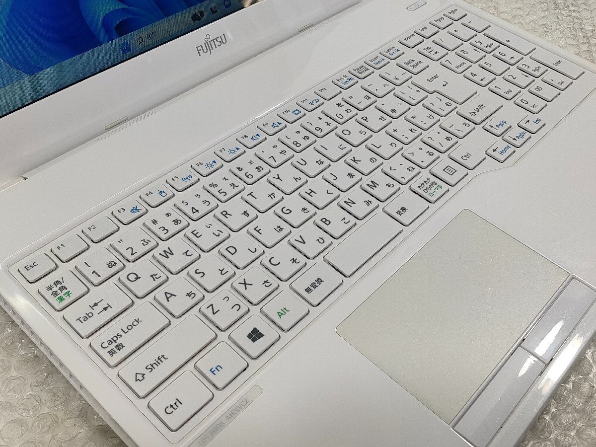 富士通 FUJITSU LIFEBOOK AH30/C2 / AMD E2-9000 / 8GBメモリ / 500GB HDD / 15.6型 ...