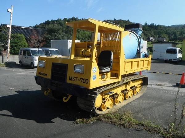 モロオカ MST-700 ゴムクローラー ミキサー仕様(建設機械、重機)｜売買されたオークション情報、yahooの商品情報をアーカイブ公開 ...