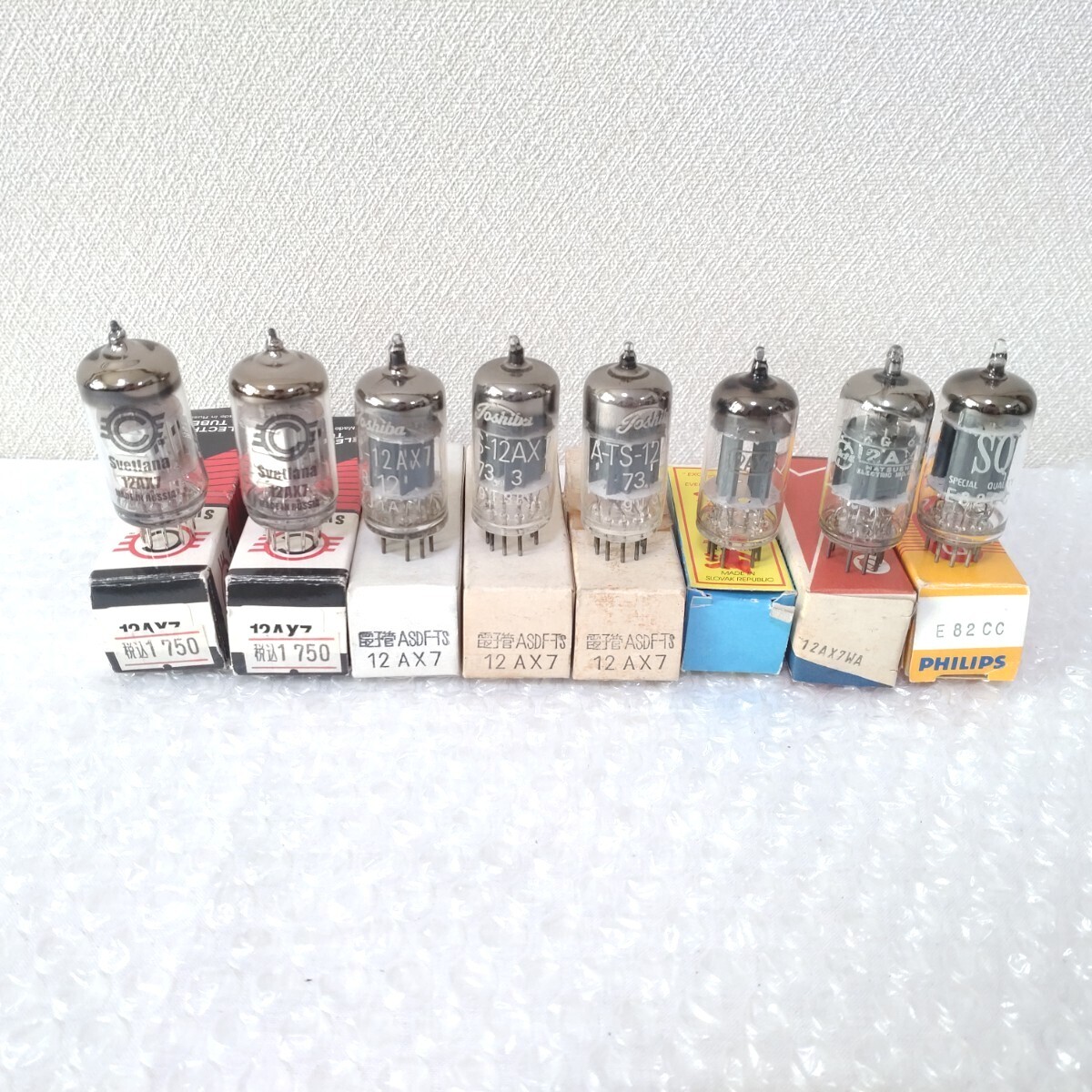 真空管 12AX7 Svetlana 2本/A-TS-12AX7 東芝 3本/12AX7 東芝 1本/12AX7 ナショナルMATSUSHITA 1本/E82CC SQ PHILIPS 1本 ...