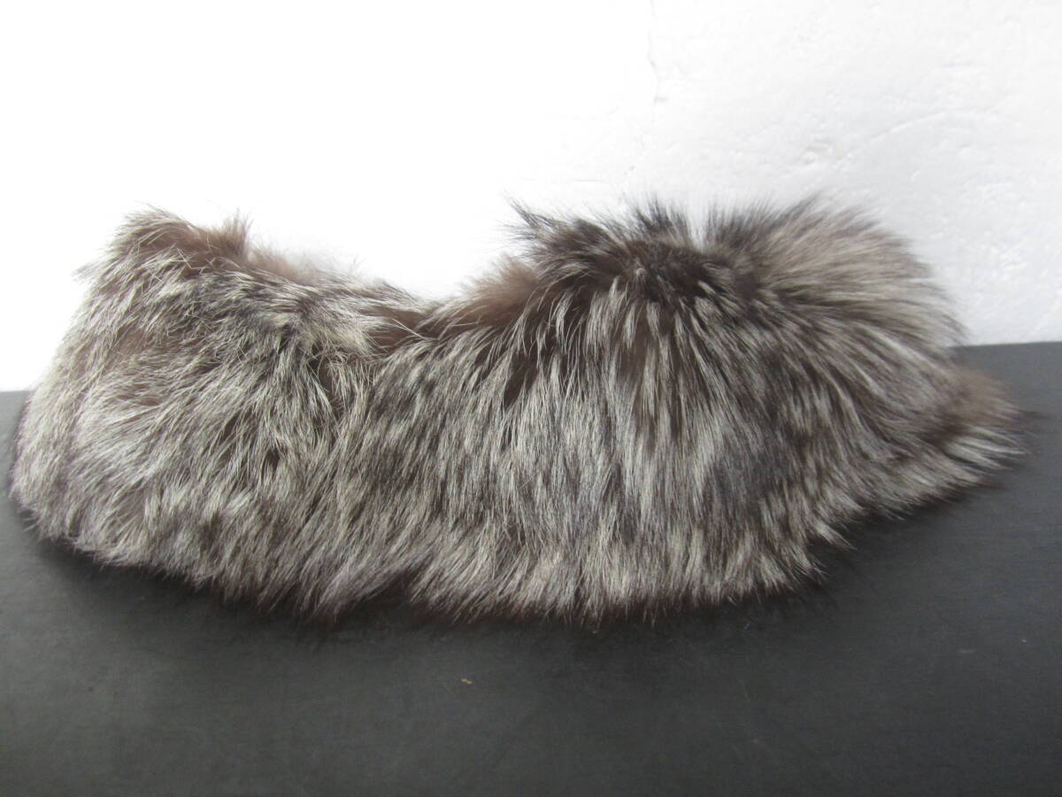 ショール LUPIAN FUR リアルファー 襟巻 品(フォックス)｜売買されたオークション情報、yahooの商品情報をアーカイブ公開 ...